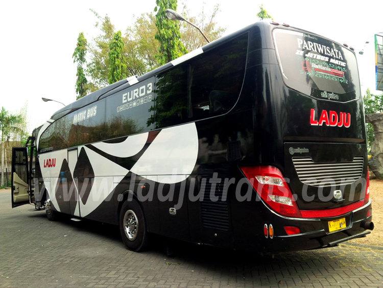 Bus Pariwisata LADJU - Executive Bus Wisata, Bali - Jawa - Lombok